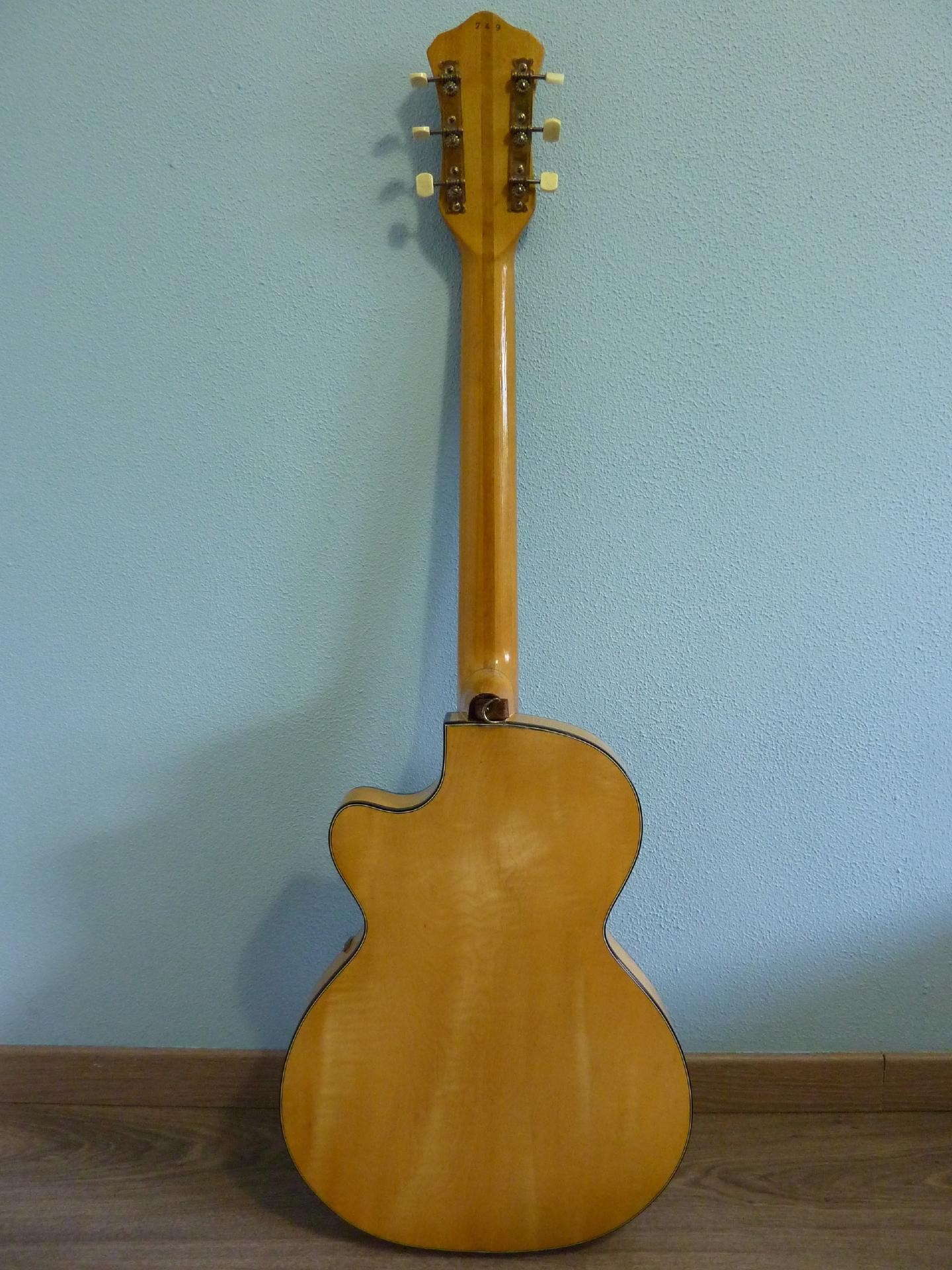 1959 Hofner Club 50 - Buy vintage Hofner guitar at Hender Amps vintage ...